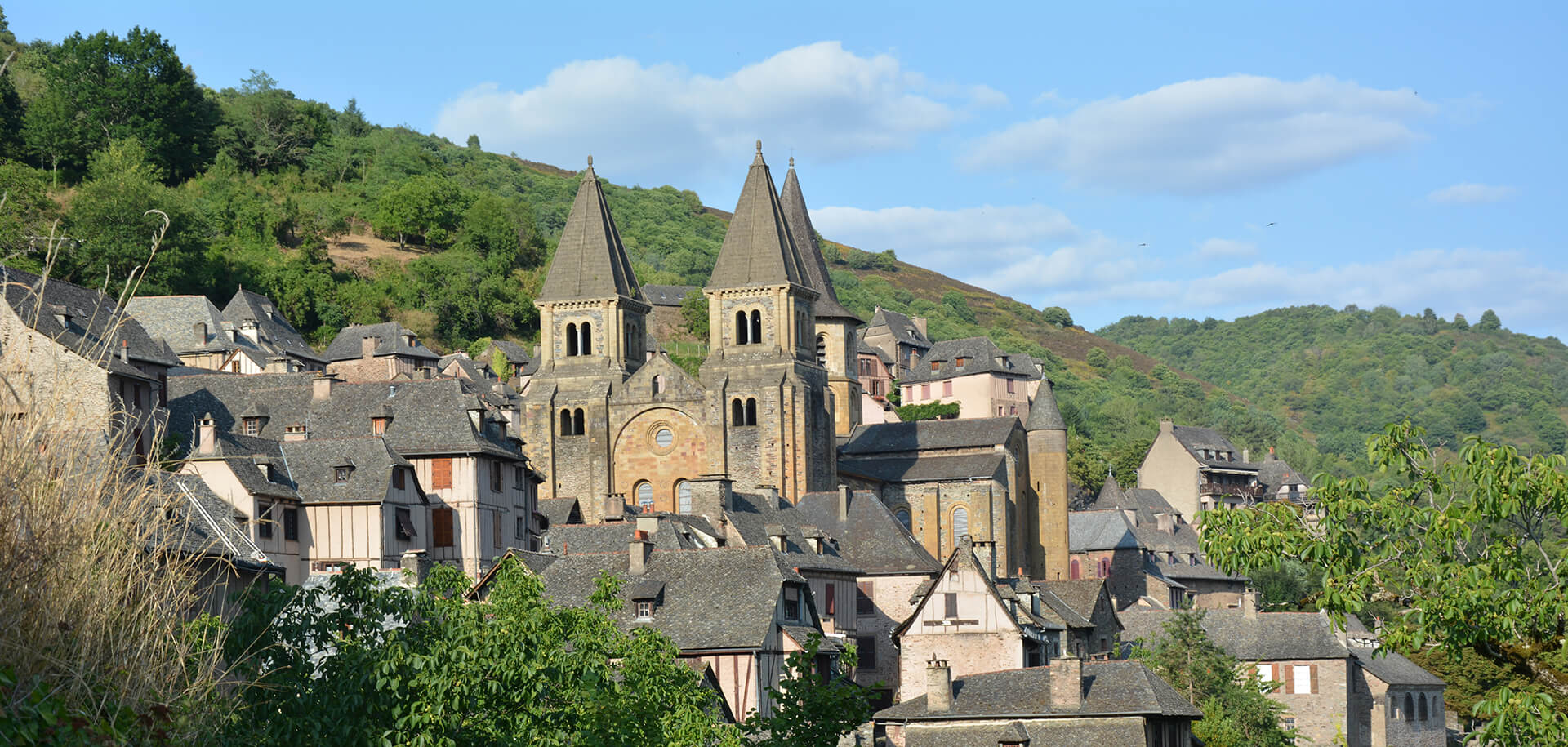 Bienvenue à Conques - Chemin de Saint Jacques